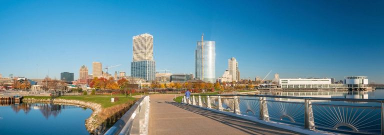 Loop the Lake with a Circle Tour Shortcut! | Lake Michigan Destinations